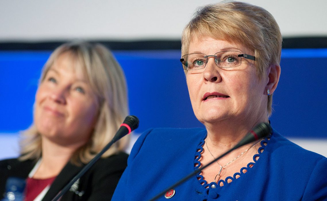 "Omogna politiker": Maud Olofsson slösade bort skattebetalarnas pengar ...